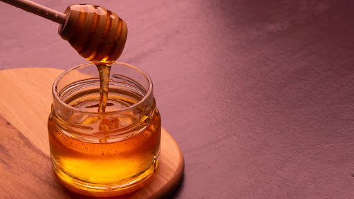 How to Use a Honey Dipper: 4 Creative Ways